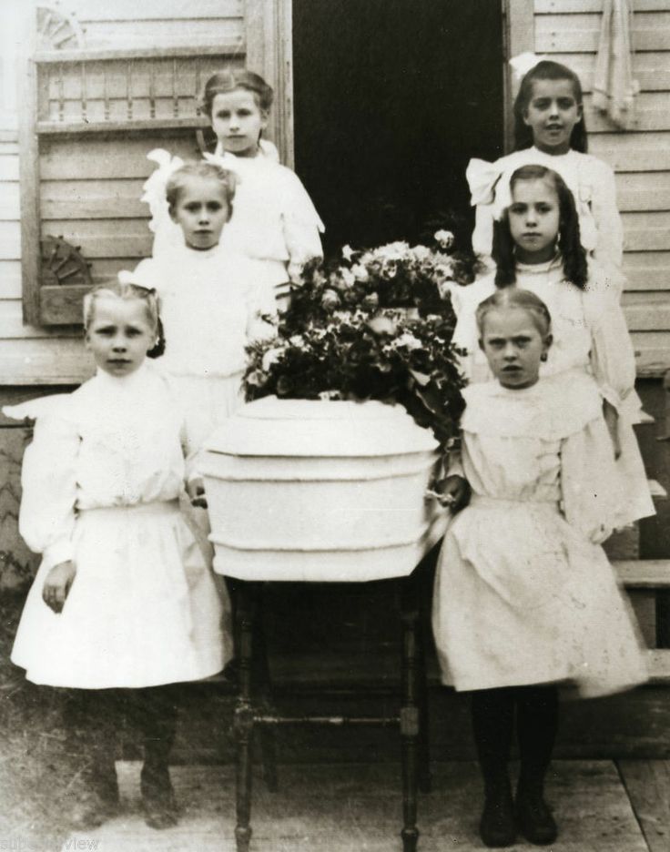 Funerary Darlings: The Tradition of Child Pallbearers – Trish Lundy